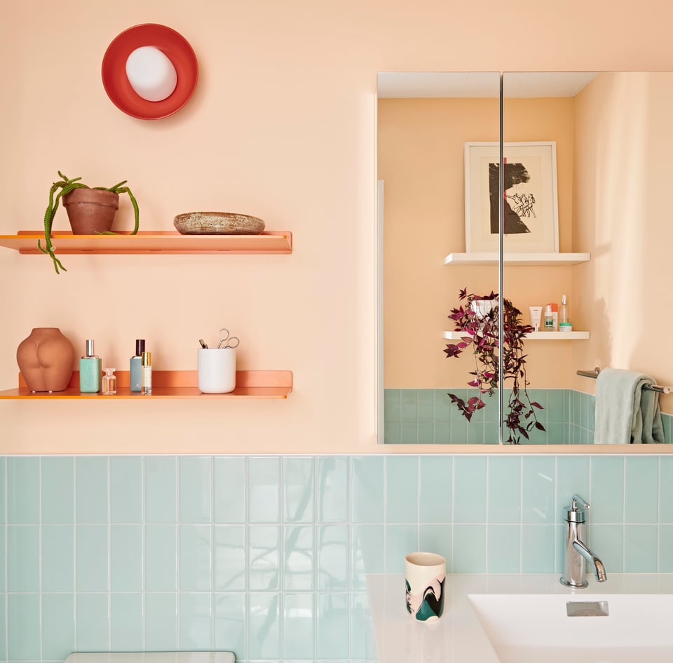 Bathroom Paint Finishes: Best Sheen, Gloss & Colors