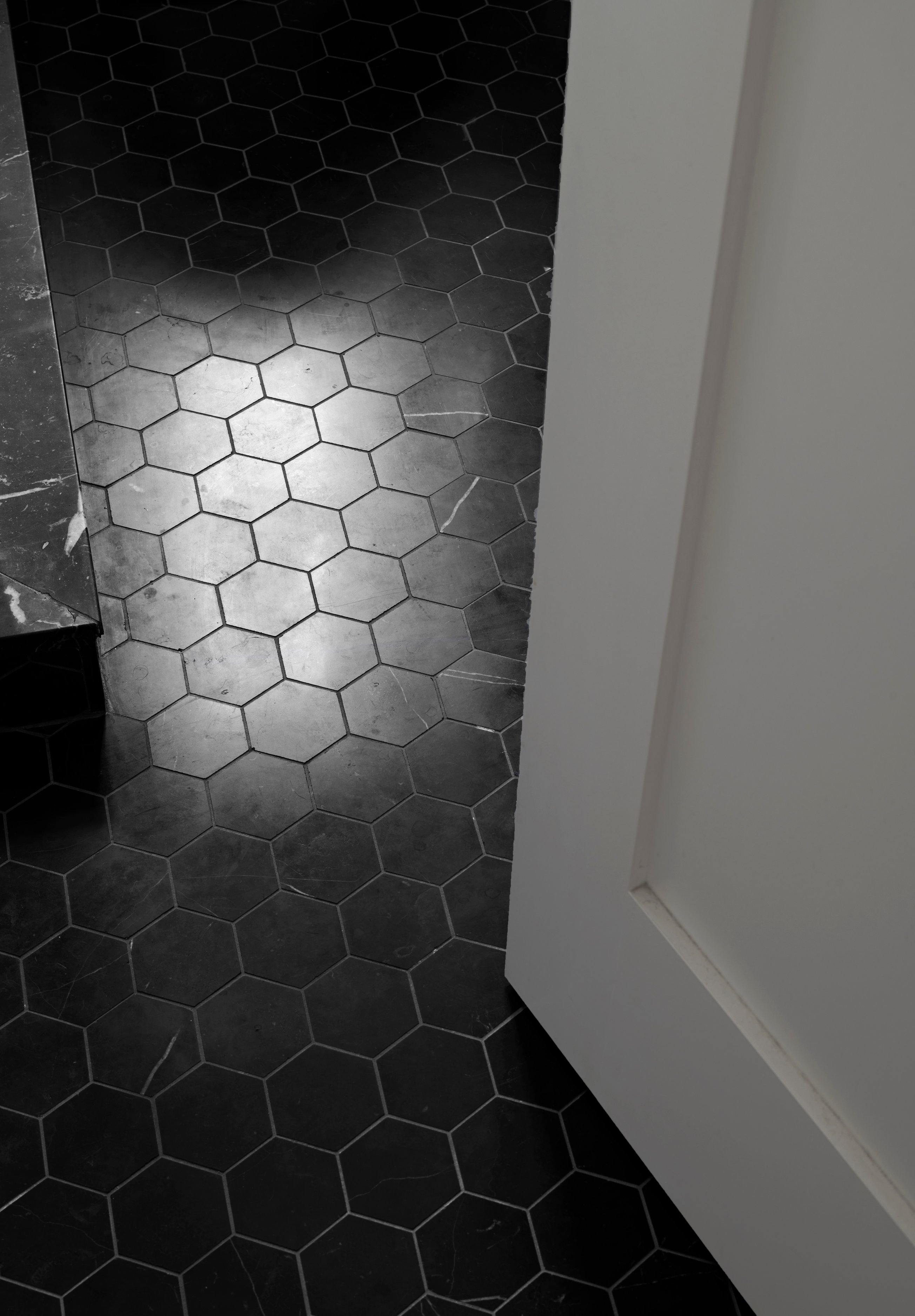 How Much Does it Cost to Tile a Bathroom?