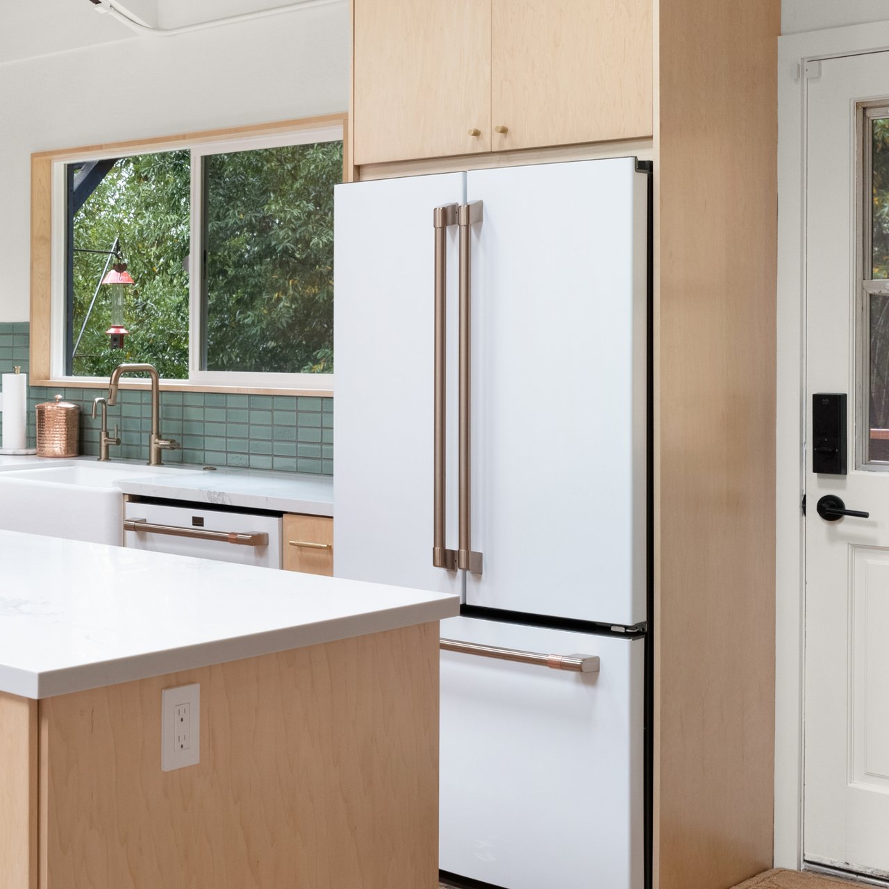 Different Types of Refrigerators for Every Kitchen Style