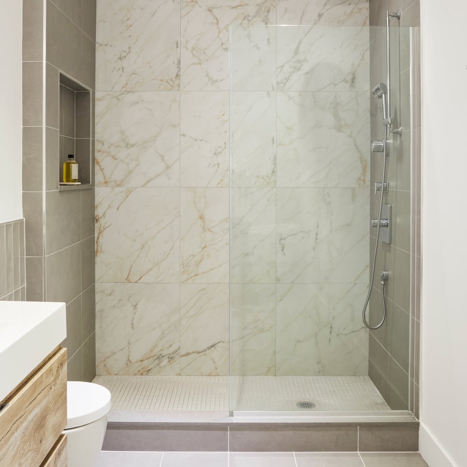 A Guide to the Best Materials to Use on Shower Walls