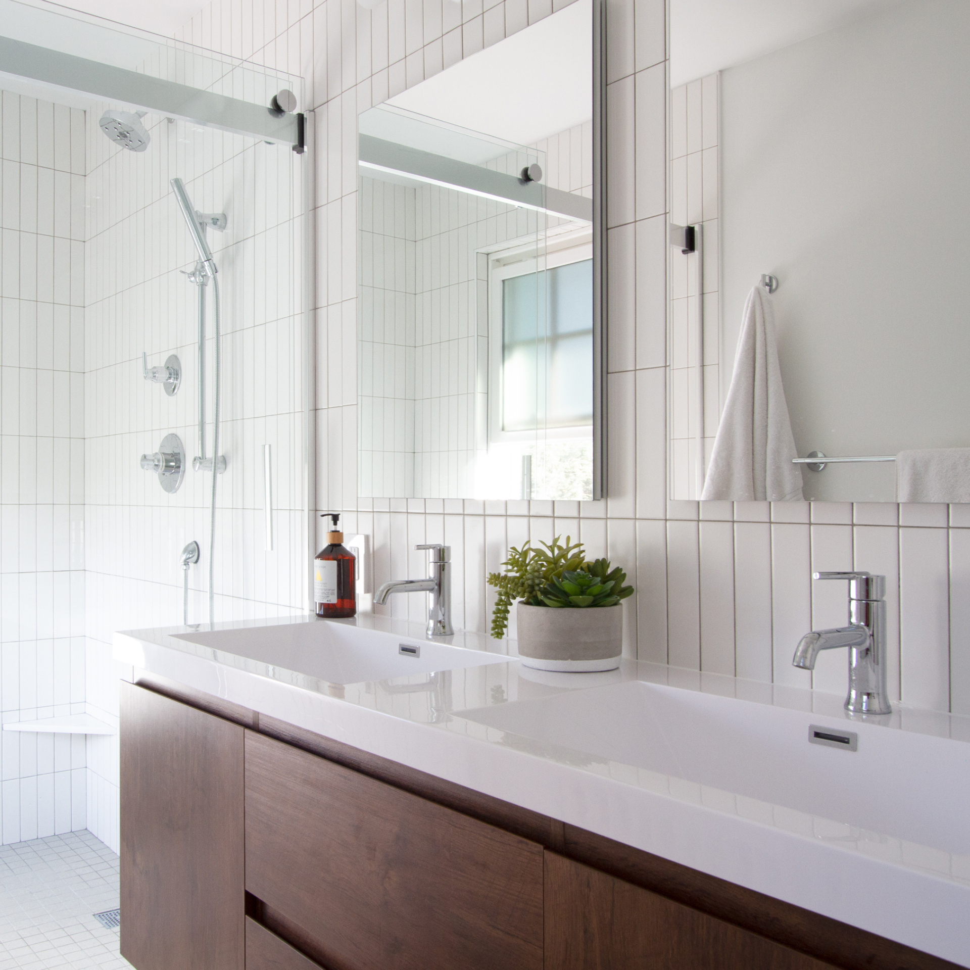 Chicago Bathroom Remodel Cost: 2025 Guide & Price Breakdown