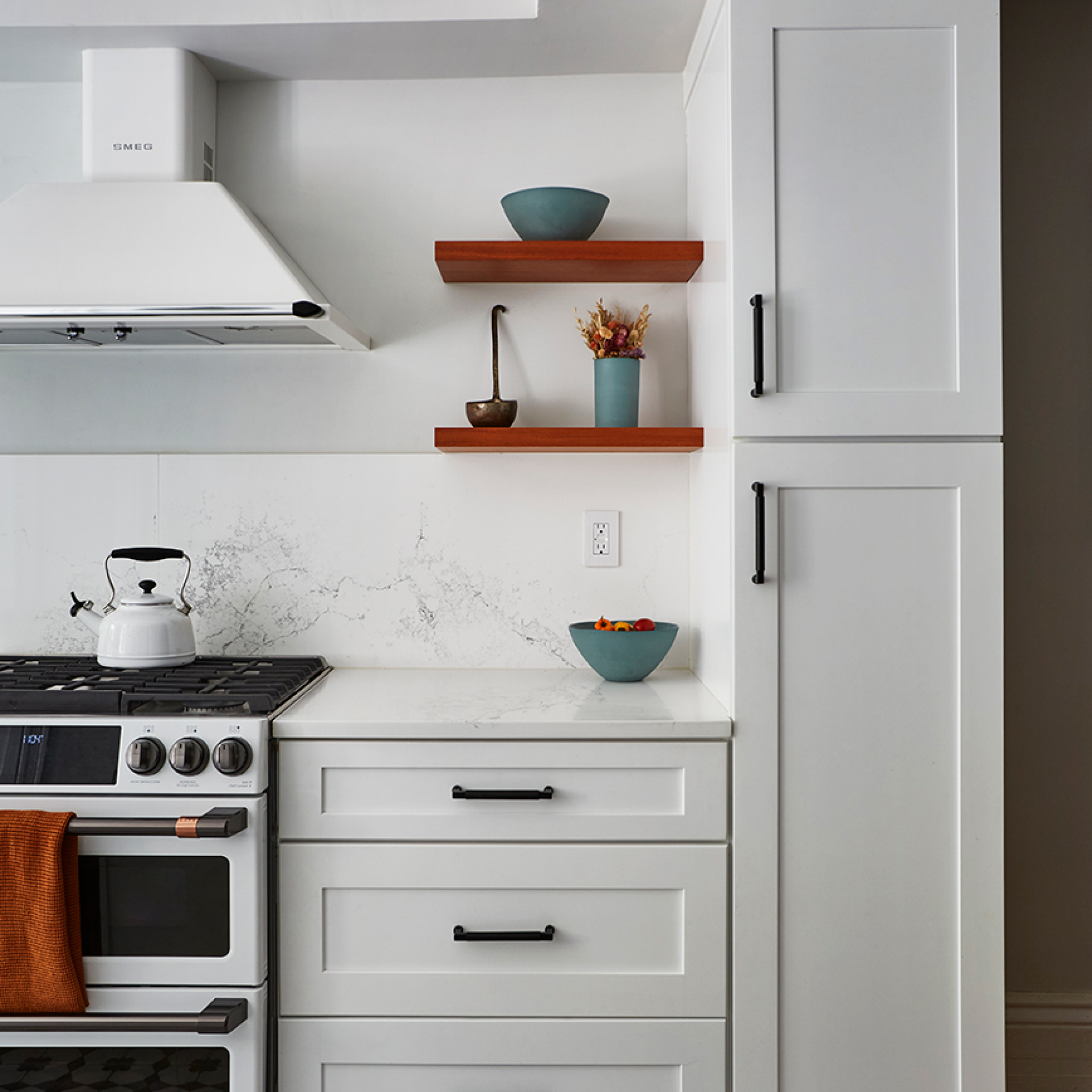 Bringing Wood Elements Into the Kitchen: Walls, Countertops & More Ideas